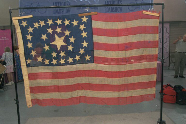 The 34 star US National flag – behind AotW